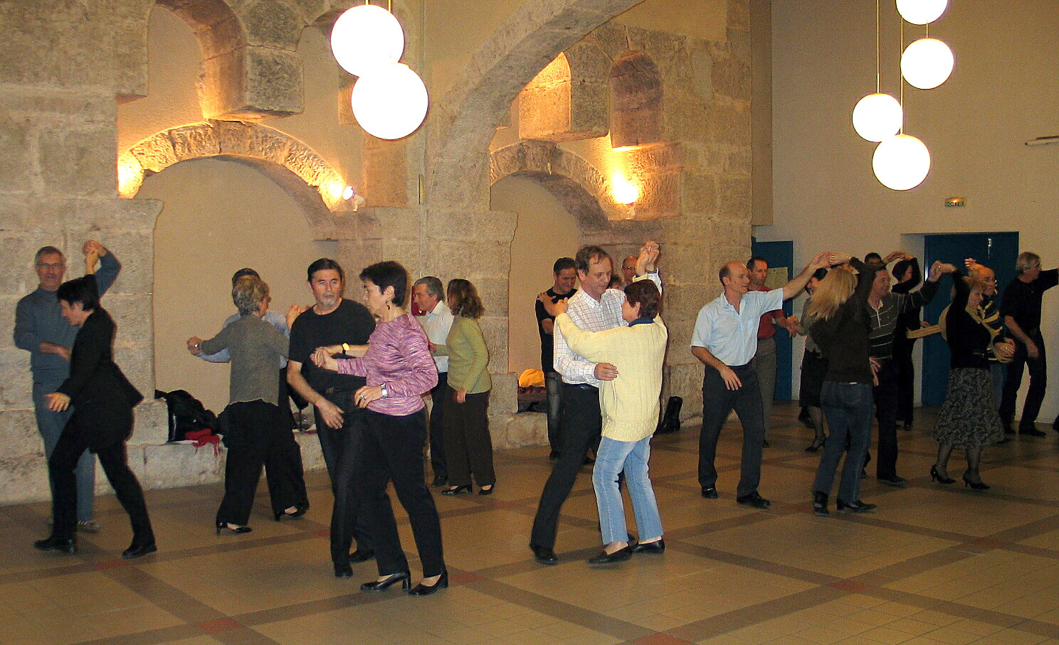 Danse de Salon - MPT Vitrolles